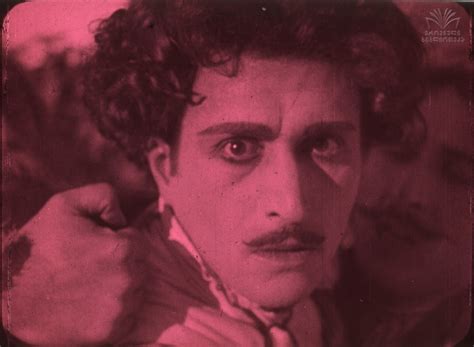 Iverieli კადრი ფილმიდან ვინ არის დამნაშავე