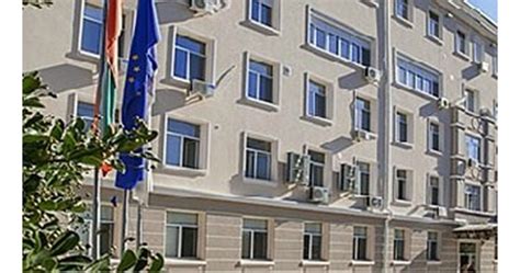 Спасиха прострелян мъж в болницата в Сливен