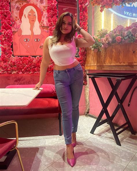 Aliya Naaz R Beautifulindianwomen2