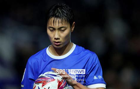 이럴 수가 한국 국가대표 백승호 치명적인 자책골 이후 환상 코너킥으로 결승골 도움 완성 버밍엄은 2 1 역전승