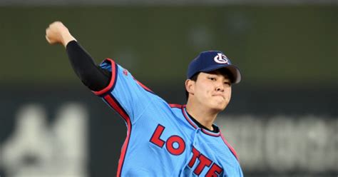 Ss포토 1회 못 넘기며 조기강판된 롯데 선발 김원중