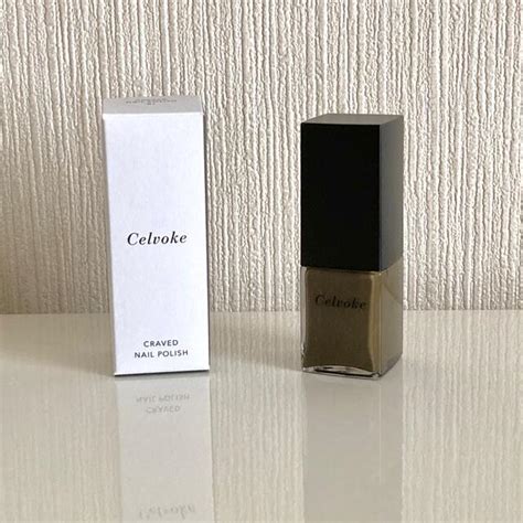 Celvoke Celvoke セルヴォーク クレイヴド ネイルポリッシュ 01 コケ Kokeの通販 By るるる｜セルヴォークならラクマ