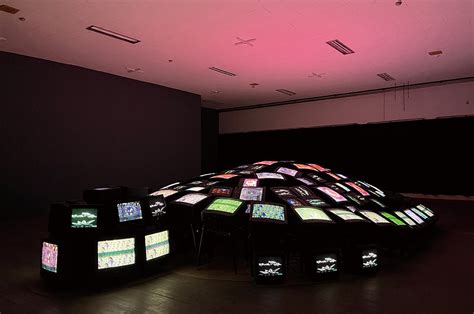 [art Culture] 지상 紙上 전시 Yet To Discover 우리들의 백남준 04 Strategic Communicator Stylechosun