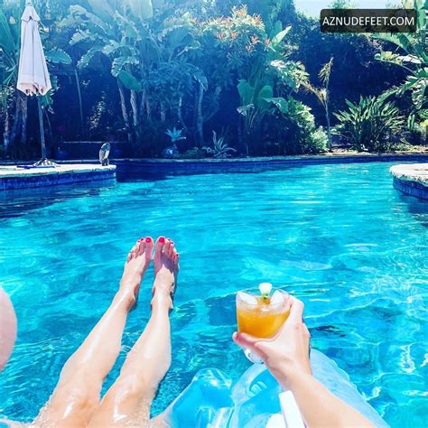 Emily Jaye Feet Aznudefeet