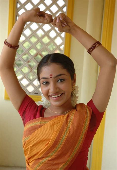 hot and spicy actress photos gallery actress maya unni saree photos