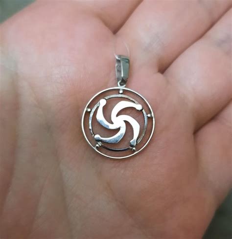 Підвіс срібло — ціна 390 грн у каталозі Підвіски Купити аксесуари за доступною ціною на Шафі