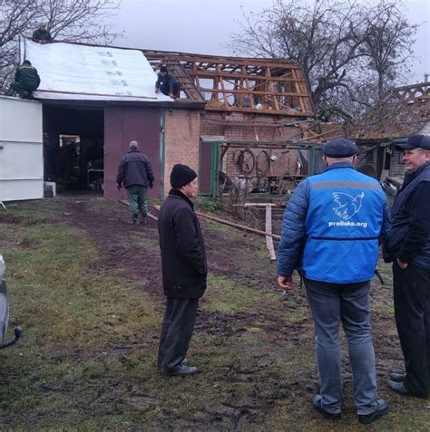 ЗАВДЯКИ ДОПОМОЗІ «ПРОЛІСКИ СЕЛЯНИ ОДРАЗУ ПОЛАГОДИЛИ СВОЄ ПОШКОДЖЕНЕ ЖИТЛО Гуманітарна місія