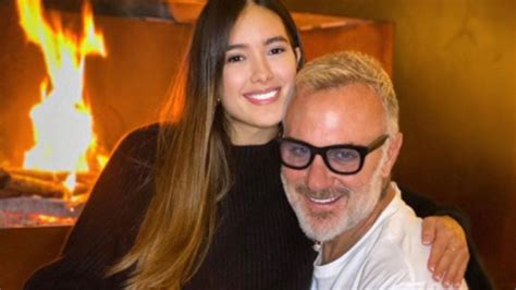 Gianluca Vacchi sorprende a su novia con lujoso regalo de cumpleaños