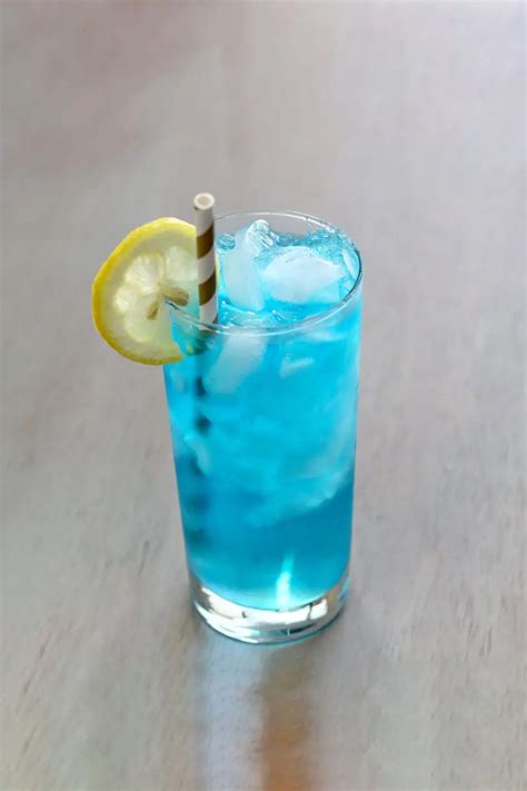 36 Delicious Fruity Cocktails Mix That Drink