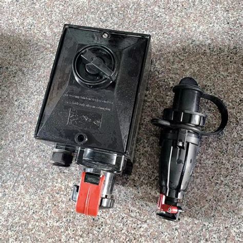 63 Amp 400v 3 Phase Explosion Proof Plug And Socket Male Electrical Corrosion Proof For Sale