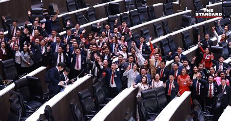 ประมวลภาพรัฐสภาพร้อมใจเห็นชอบ ‘เศรษฐา นั่งนายกฯ คนที่ 30 ด้าน สส ประชาธิปัตย์ส่วนใหญ่ร่วมด้วย