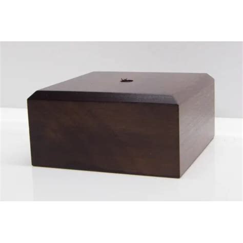 Square Wood Base Plinth Timaru Engravers And Tware