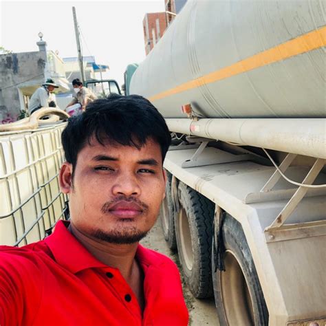 ស្ករងូរសុទ្ធ១០០