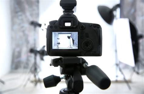 Why Do LED Lights Flicker On Video OLAMLED