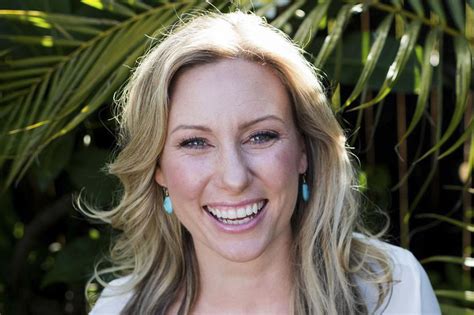 Justine Damond Police Shooting Cop Mohamed Noor Charged With Murder Vox