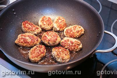 Сочные говяжьи котлеты . Рецепт с фото