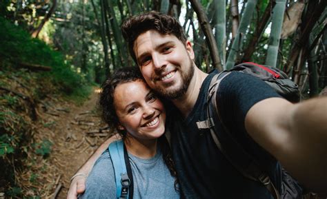 Tips For Dating An Extrovert As An Introvert