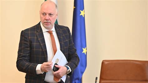 Желязков инструктира министрите си да се организират преди снеготопенето Искам да знам