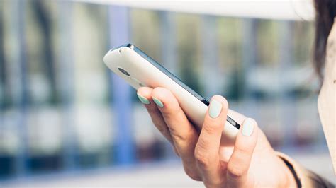 Poll Do You Think Cell Phones Should Be Banned In Schools