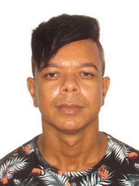 Garoto De Programa Confessa Que Esfaqueou Franc S Em Ipanema