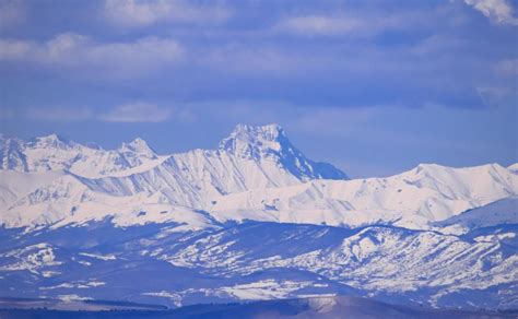 ბრუტსაბძელის მთა Georgian Travel Guide