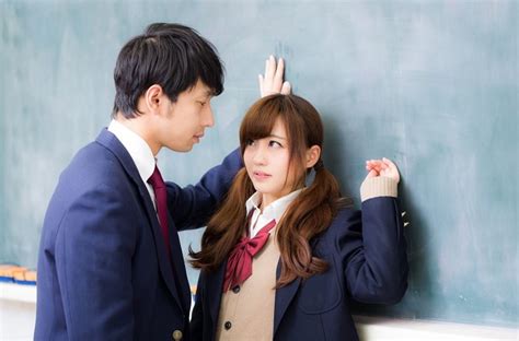 Schülerin Einer Japanischen Mädchen Schule Gibt Einblicke In Dortigen