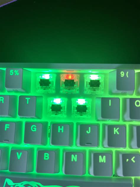 My Ducky 12 Mini 7 Key Keeps Flashing Red While The Other Keys Are In