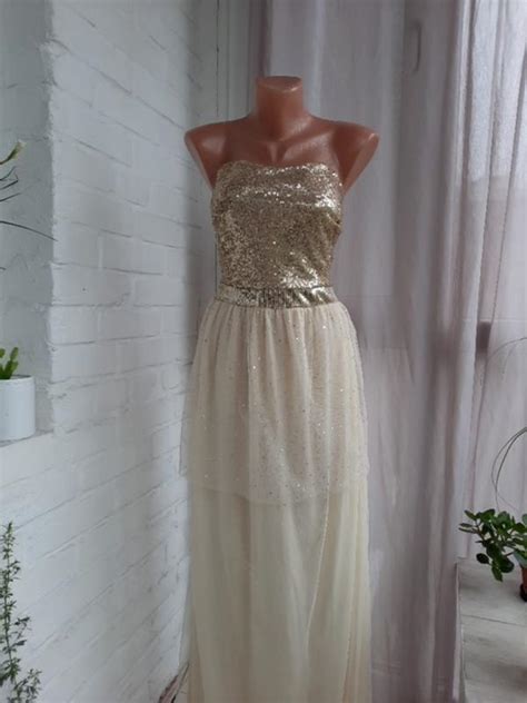 Чудова сукня — ціна 199 грн у каталозі Вечірні сукні Купити жіночі речі за доступною ціною на