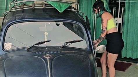 Amanda Barefoot Cranking And Hotwiring The Beetle Real Cranking Adventures Clips Sale