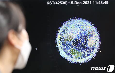 지구 주변에서 활동하는 인공우주물체 네이트 뉴스