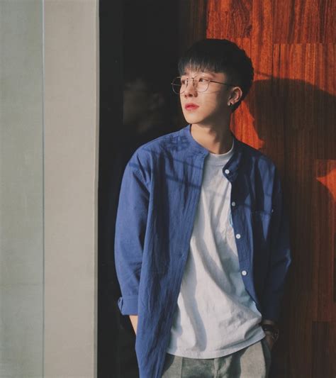 Con gái đua nhau ghim anh chủ shop Taobao đẹp trai hơn cả hot babe