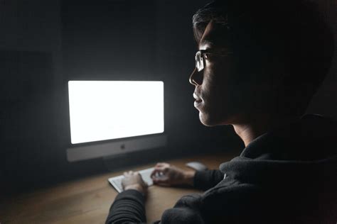 Hikikomori Understanding People Who Live In Extreme Isolation