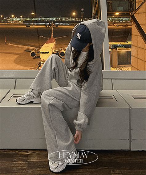 당일출고브랜드퀄 3단쭈리 양기모 세미크롭 후드집업와이드팬츠 트레이닝 세트 Set 에이블리