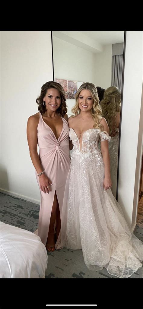 Bride Or Maid Scrolller