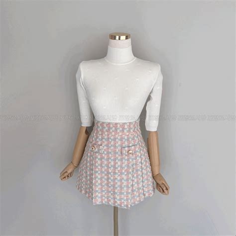 르시앙 트위드 하운드투스 체크 금장 버튼 플리츠 미니 스커트 안감바지 𝙝𝙞𝙜𝙝 𝙦𝙪𝙖𝙡𝙞𝙩𝙮고급의류국내제작 에이블리