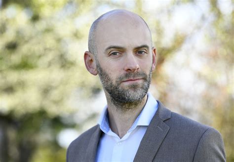 Jaap Robben En Ted Van Lieshout In Nieuw Seizoen Literair Café Helmond Foto Ed Nl