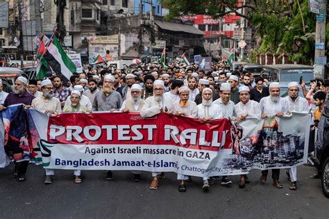 বাঁশেরকেল্লা Basherkella বাঁশেরকেল্লা Basherkella