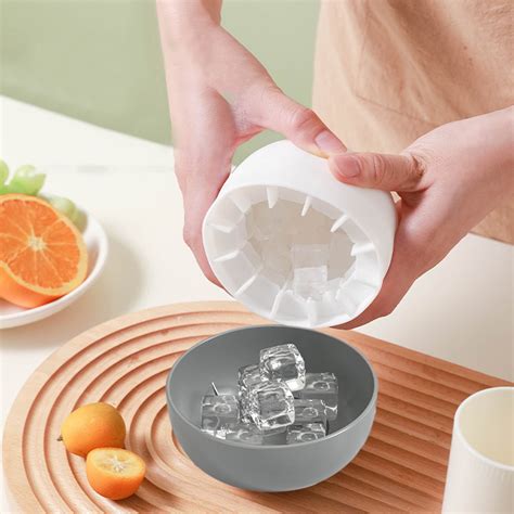 Bandeja De Hielo Vaso Para Hacer Hielo Con Tapa Cubitera De Silicona