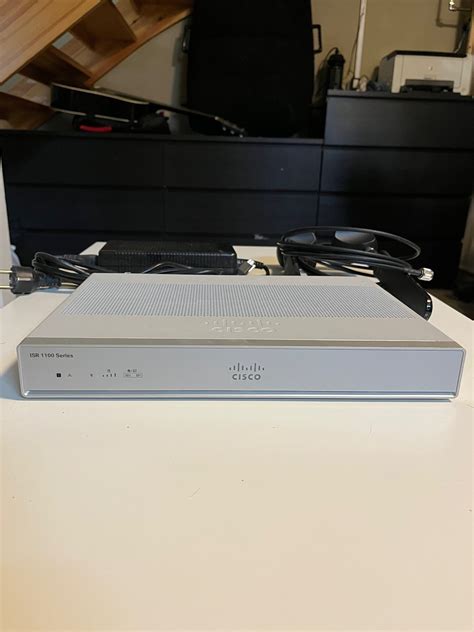 Se Produkter Som Liknar Cisco Isr 1100 Series Router På Tradera 666838134