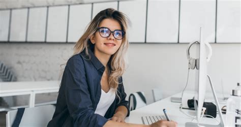 Top 5 Advantages Of Electronic Workflow → Hatiroo®
