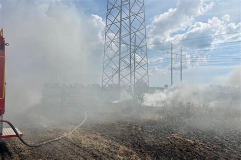 Ворог обстріляв Нікопольщину 5 вересня вдень сталася пожежа Новости Section Ukr Net
