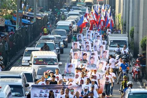 Families Of Saf 44 Cry For Justice 4 Years After Mamasapano Massacre