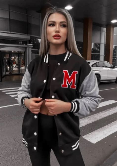 Бомбер женский петля на кнопках M S M L Xl 10368ве — ціна 945 грн у каталозі Куртки Купити