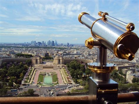 Айфеловата кула Чудесата на Европа