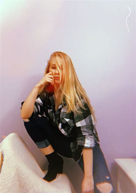 Kenzie Rosin A Model From United States Model Management