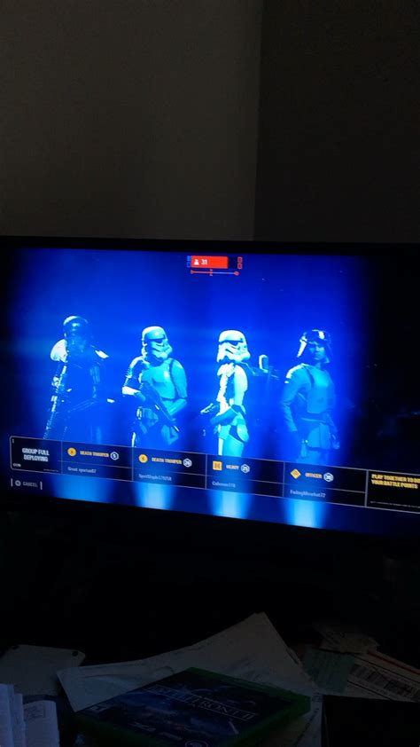 stuck at spawning screen r starwarsbattlefront