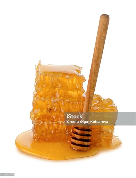 고립 된 꿀 흰색 배경에 신선한 액체 노란색 꿀과 디퍼 숟가락허니 콤밀랍 0명에 대한 스톡 사진 및 기타 이미지 0명 갈색 건강한 식생활 Istock