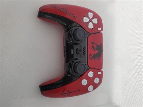 Bloodborne PS5 Controller : r/customcontrollers