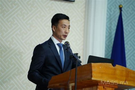 Нийслэлийн ЗДТГ ын харьяа байгууллагуудын 283 алба хаагчийн дунд хэлэлцүүлэг зохион байгууллаа