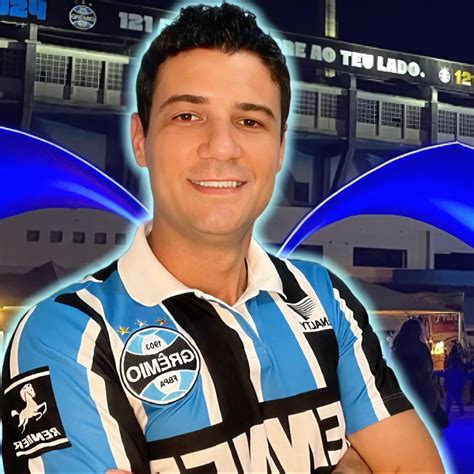 “no Dia De Halloween Uma Estreia Que Enganou Todos Os Gremistas ” Tbt Gremio Gremioimortal